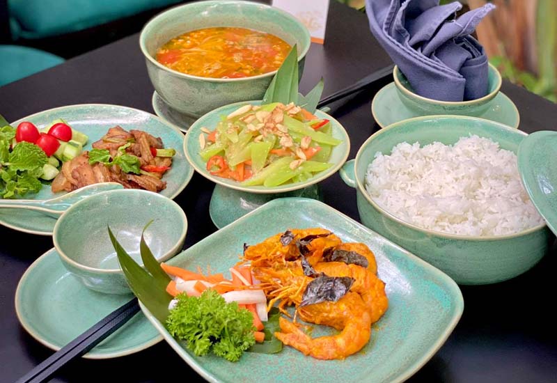 DINH Restaurant | Nhà hàng Dinh ở 1B Đặng Thái Thân, Hoàn Kiếm, Hà Nội
