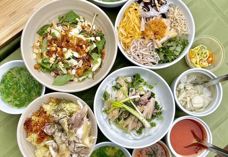 Phở Gà Phúc Hương tại Kiot B11 Chợ Suối Hoa, Ngã 4 Vạn Hạnh - Nguyễn ...