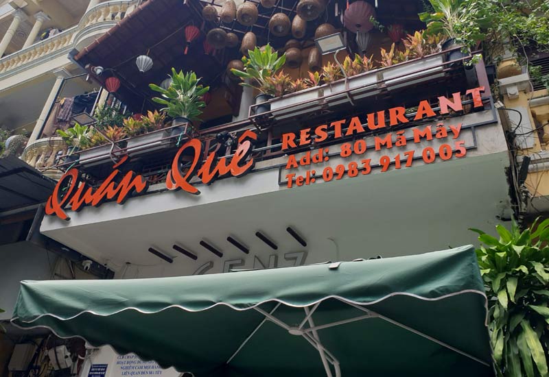 Quan Que Restaurant at 2nd, 80 Ma May Street, Hoan Kiem, Hanoi, Vietnam